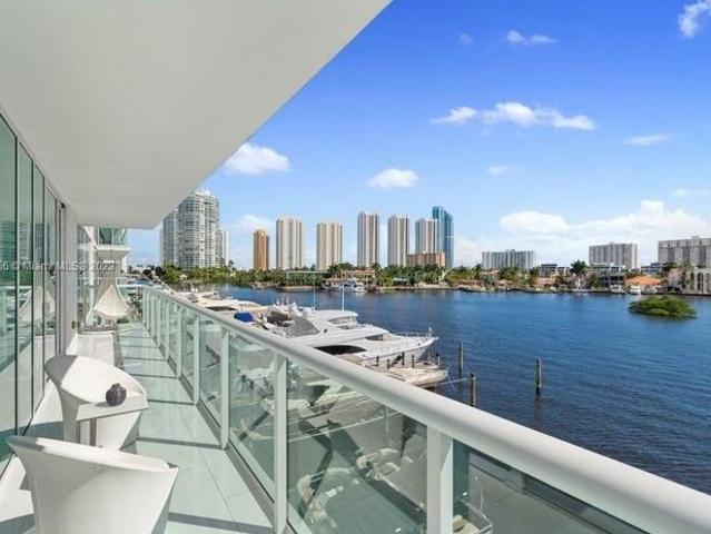 400 Sunny Isles Blvd #301, Sunny Isles Beach, FL 33160
