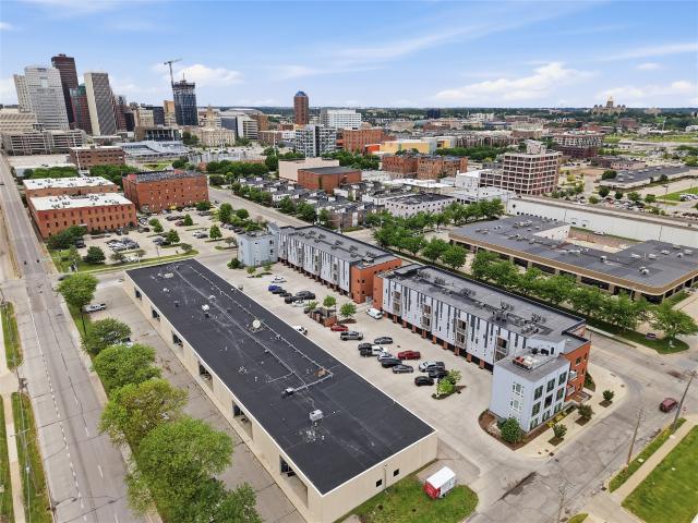 400 SW 7th Street 209