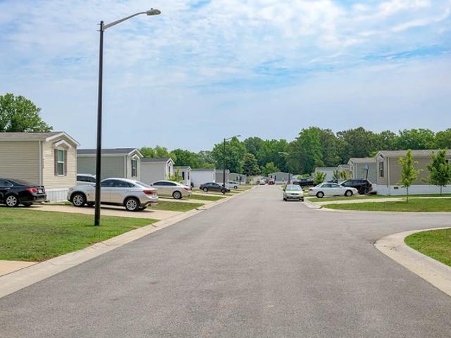 400 Swift St, Prince George, VA 23875