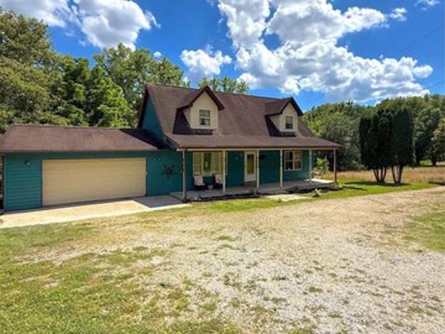 400 Paradise Ln, Huntington, WV 25704