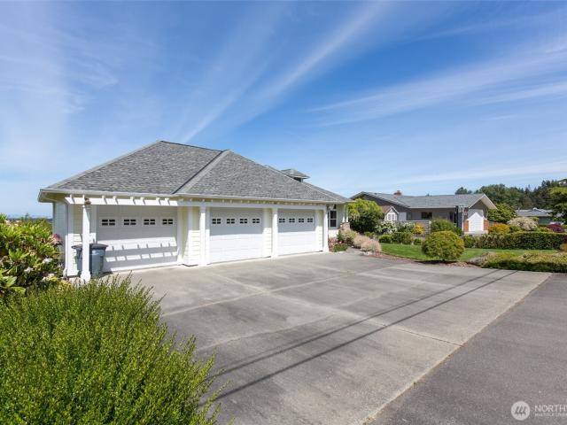 400 Reservoir Road