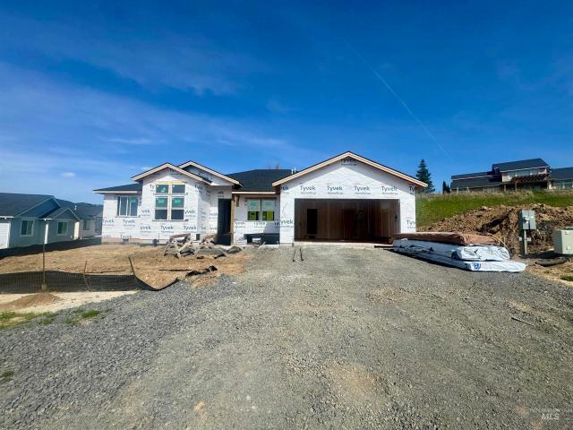 400 Ryan Ln