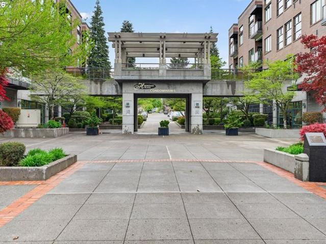 400 W 8th St Unit 209, Vancouver, WA 98660