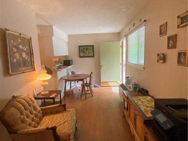 400 W 34th St # 201