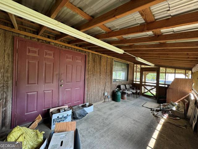 400 W Carver Street