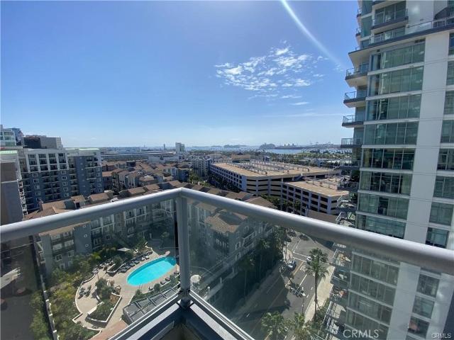 400 W Ocean Boulevard 1102