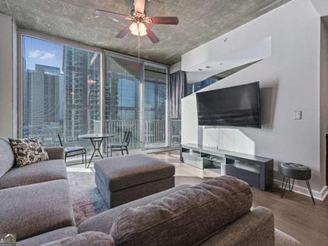 400 W Peachtree St NW Unit 1009, Atlanta, GA 30308