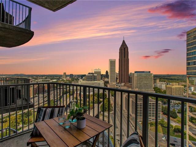 400 W Peachtree St NW, Unit 2615, Atlanta, GA 30308 | MLS #7743 | Compass
