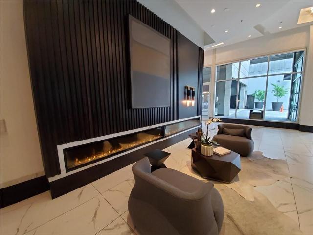 400 W Peachtree Street NW 2807