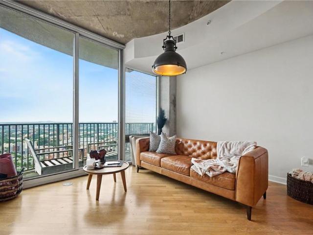 400 W Peachtree Street NW 3703