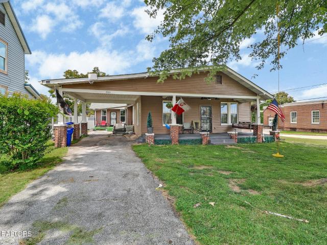400 W Rockwood St