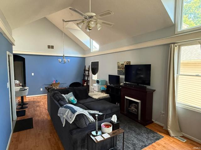 400 W Somersbe Place