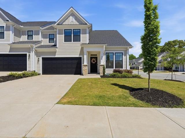 400 Water Garden Pl, Simpsonville, SC 29681