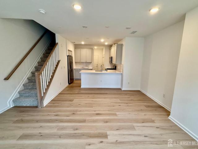 400 Willow Street 405