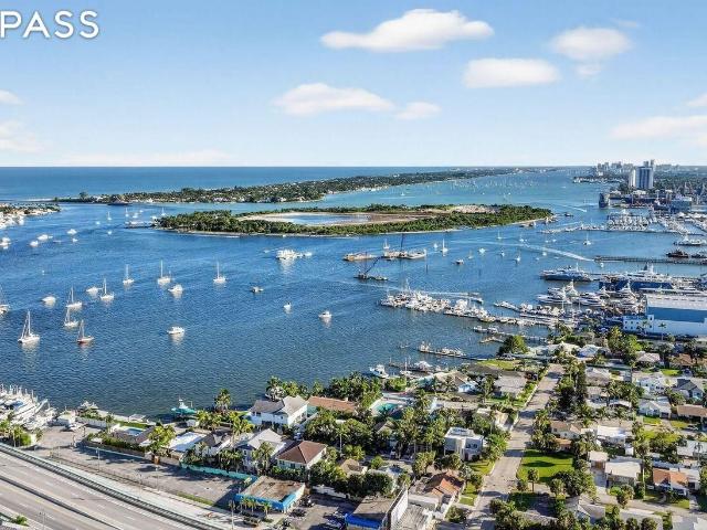 400 Wilma Cir 309, Riviera Beach, FL