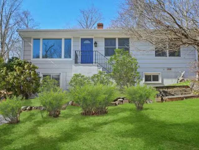 400 Valley Rd, Cos Cob, CT 06807 MLS# 24076901