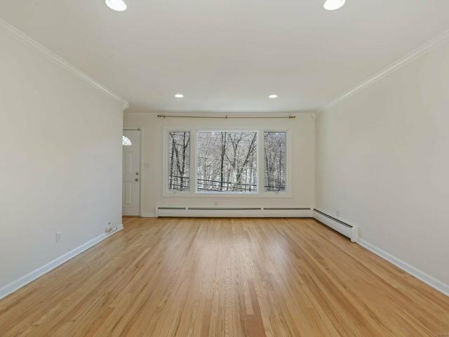 400 Valley Road, Greenwich, US, CT
