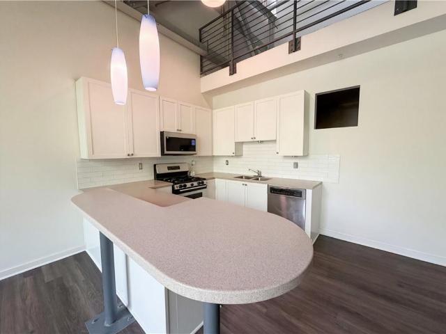 400 Village Pkwy, Unit 142, Atlanta, GA 30306 | MLS #7749 | Compass