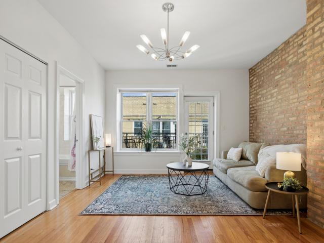 4014 N Albany Avenue # 3A