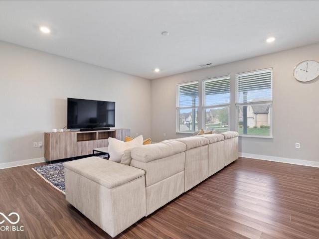 4014 Albert Lane