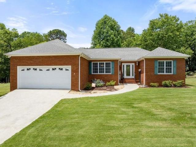 4014 Ponderosa Ln, Gainesville, GA 30506