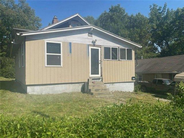 4015 Myrtle Ave, Kansas City, MO 64130