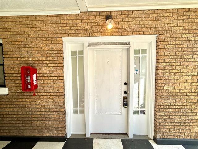 4015 N Seminole Ave, Unit 1, Tampa, FL 33603 | MLS #TB8485 | Compass