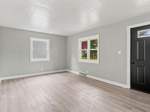 4015 Buell Drive