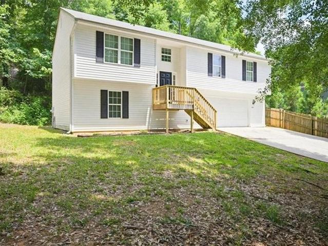 4015 Chapman Dr, Gainesville, GA 30506