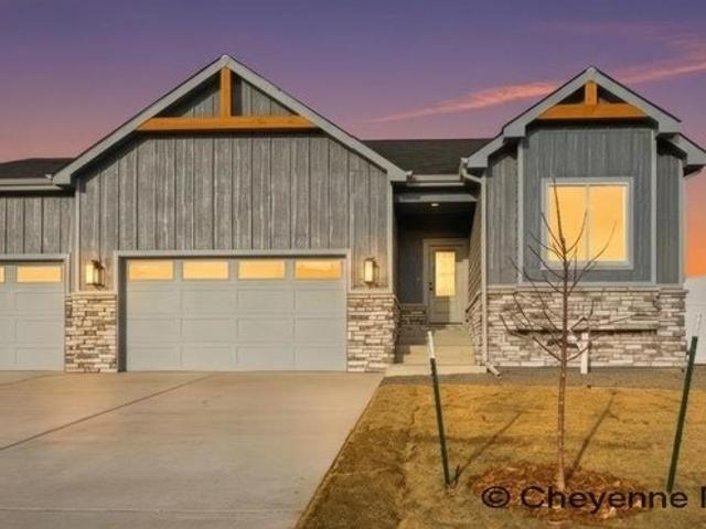 4015 Farthing Rd, Cheyenne, WY 82001
