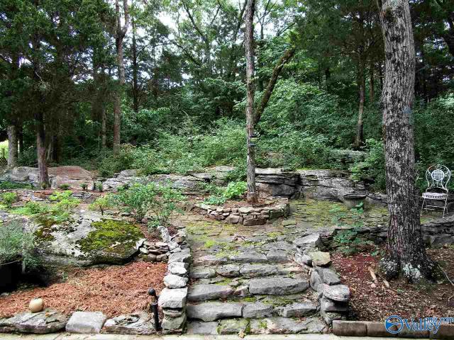 4015 High Mountain Road