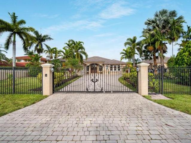4015 SW 128th Ave, Miami, FL 33175