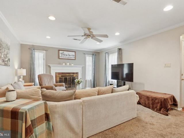 4015 Salem Circle