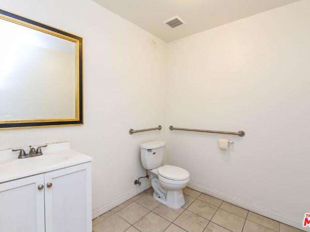 4015 W Olympic Blvd, Los Angeles, CA 90019 | MLS #25613