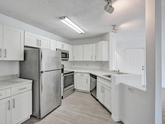 4015 W McNab Rd Apt D204, Pompano Beach, FL 33069