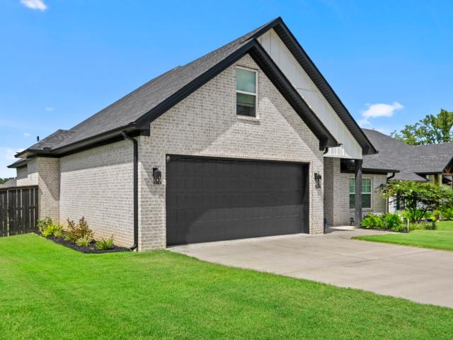 4016 Elizabeth Court