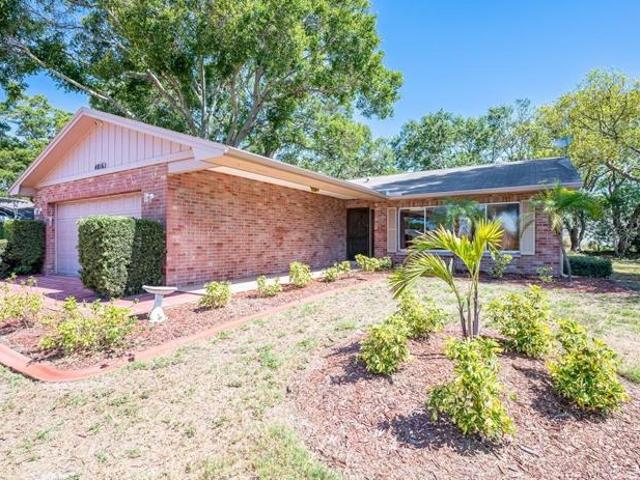 4016 Lexington Ct, Largo, FL 33771