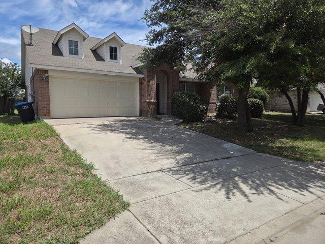 4016 Tarpon Springs Dr, Fort Worth, TX 76123