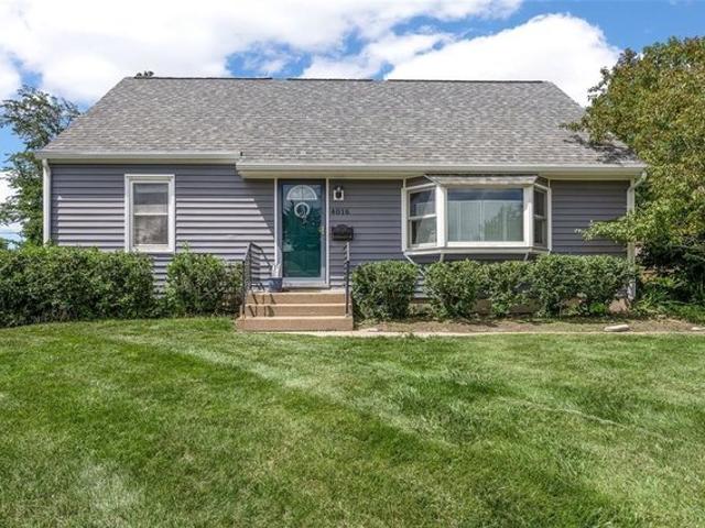 4016 Vine Ave SE, Cedar Rapids, IA 52403