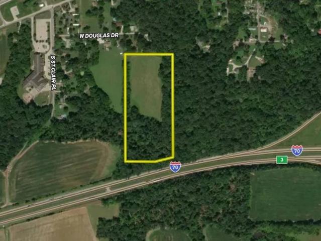4016 W Douglas St, West Terre Haute, IN 47885