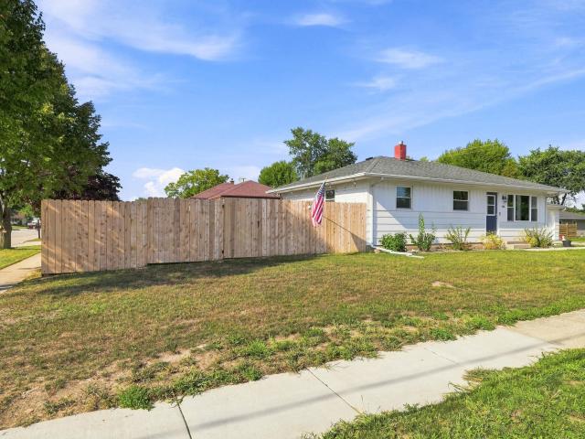 4016 Wildwood Dr