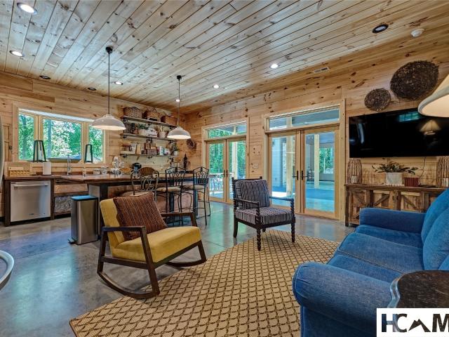4017 Canada Road