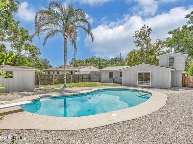 4017 Loys Dr, Jacksonville, FL 32246
