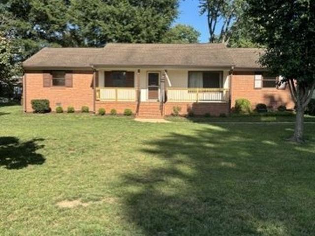 4017 Saldale Dr, North Chesterfield, VA 23237