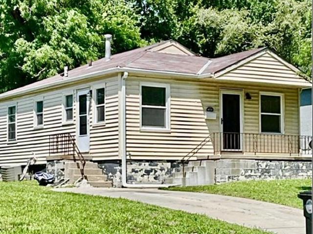 4018 N 42nd St, Omaha, NE 68111