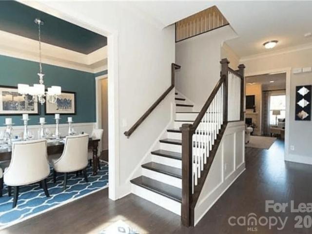 4018 Orchid Way