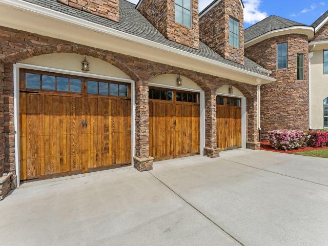 4018 Firethorn Court