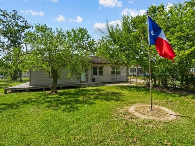 4018 FM 646 Rd N, Santa Fe, TX 77510