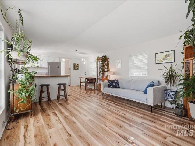 4018 Squall Valley Dr