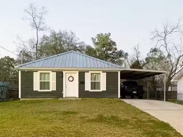 40190261 1724 W Wehrt St